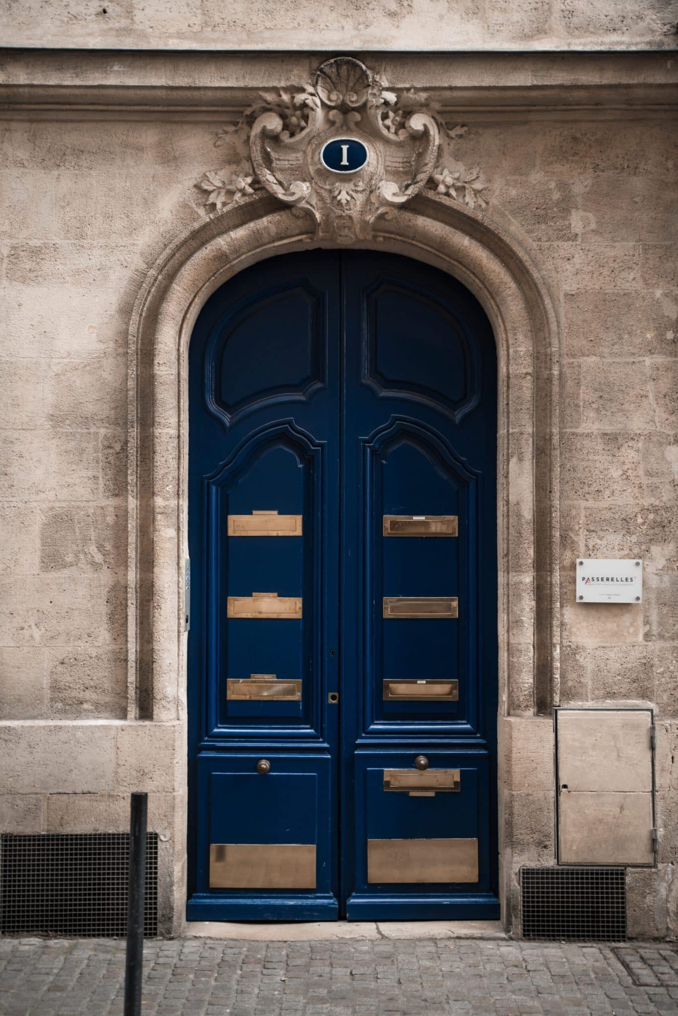 La couleur de votre porte : quel impact sur le cachet extérieur de ...